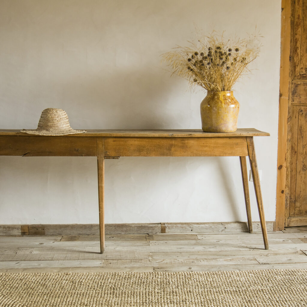 Macarella - Let's pause